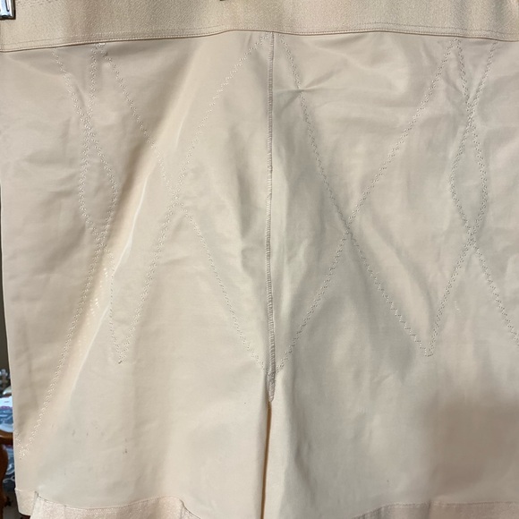 Instant Shaping | Intimates & Sleepwear | Ladies Size X50 Girdle ...